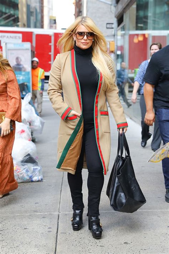 Jessica Simpson Looks Fierce While Showing Off 100 Lb. Weight Loss In ...